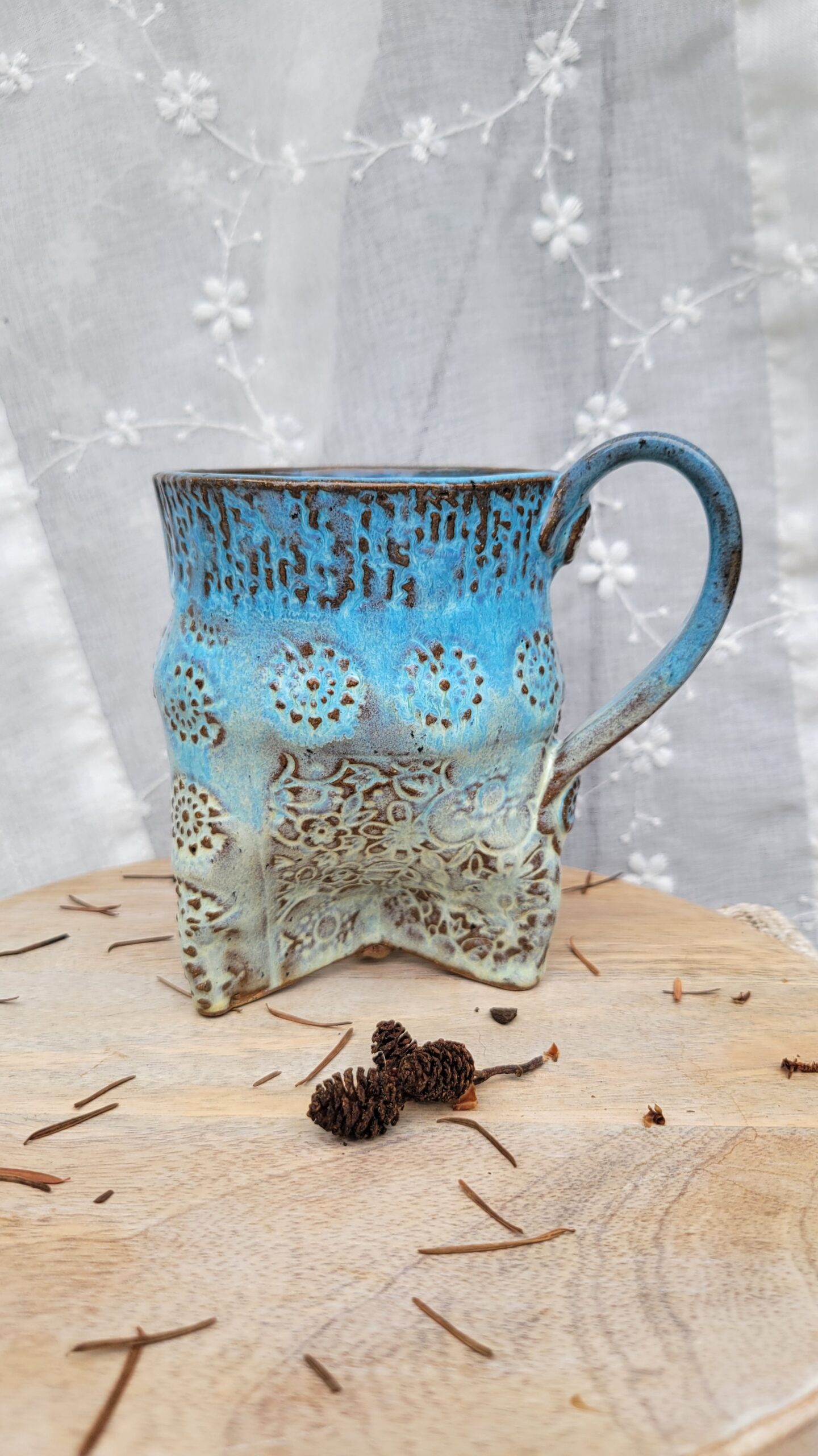 Tripod Mug - Delighted Owl Pottery